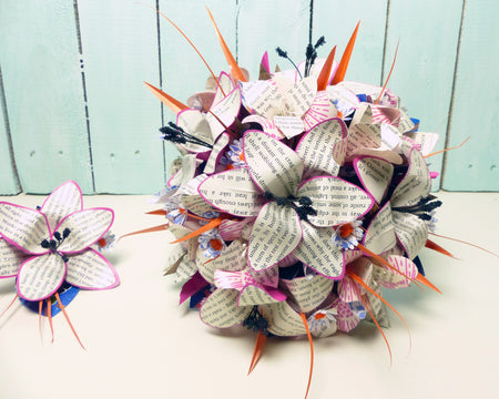 Tropical Terry Pratchett book flower bouquet – Paper Jackdaw